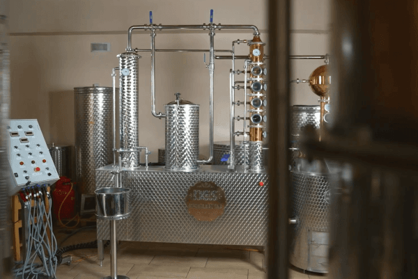 O nama - Destilerija Abelo