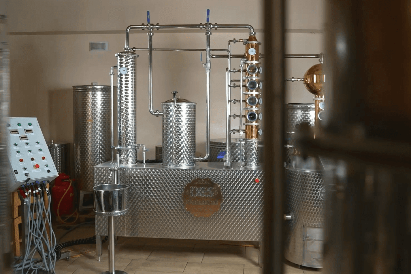 O nama - Destilerija Abelo